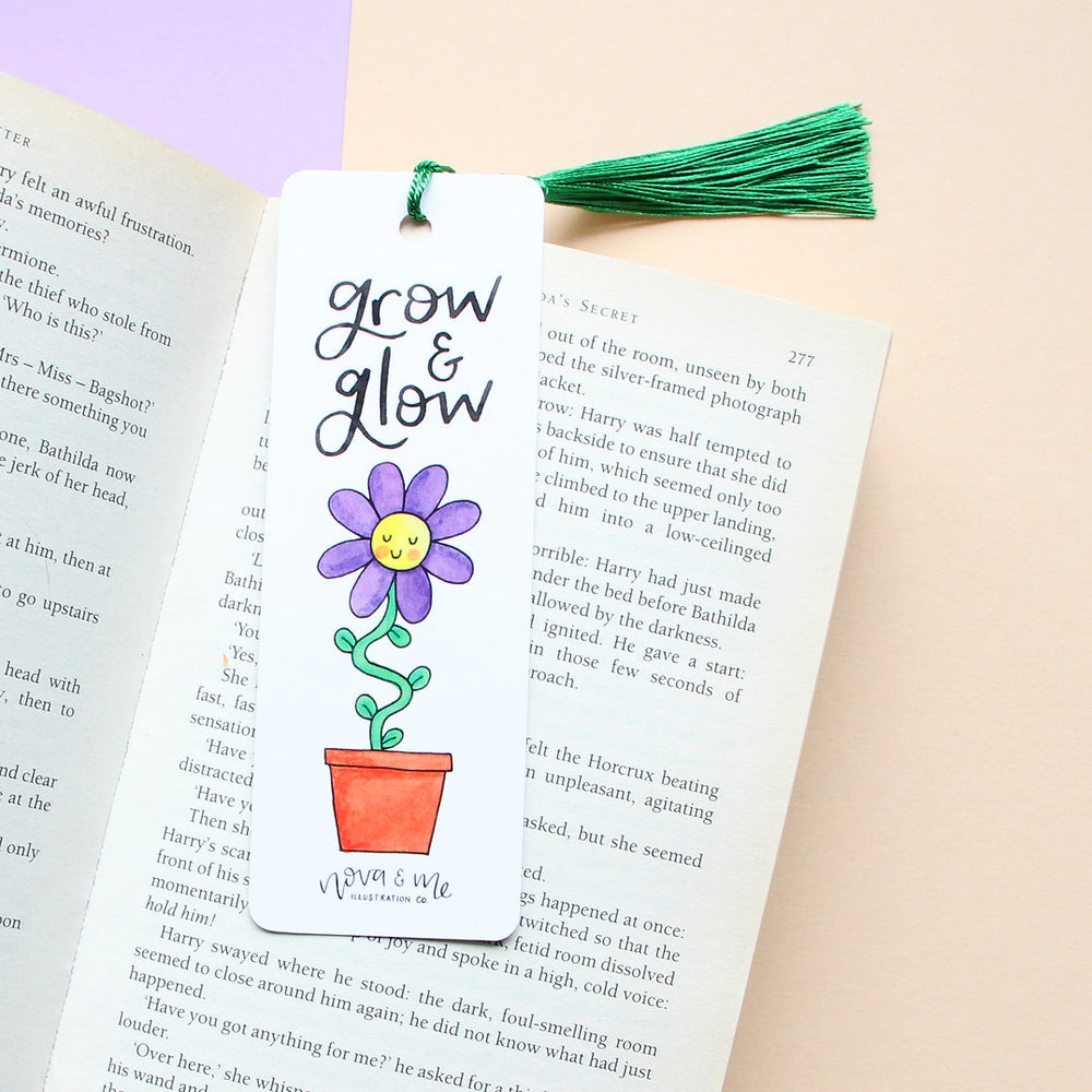 Nova & Me Grow and Glow Bookmark – Bibelot